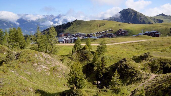 Montchavin en été : que faire dans cette station de montagne - Station ...